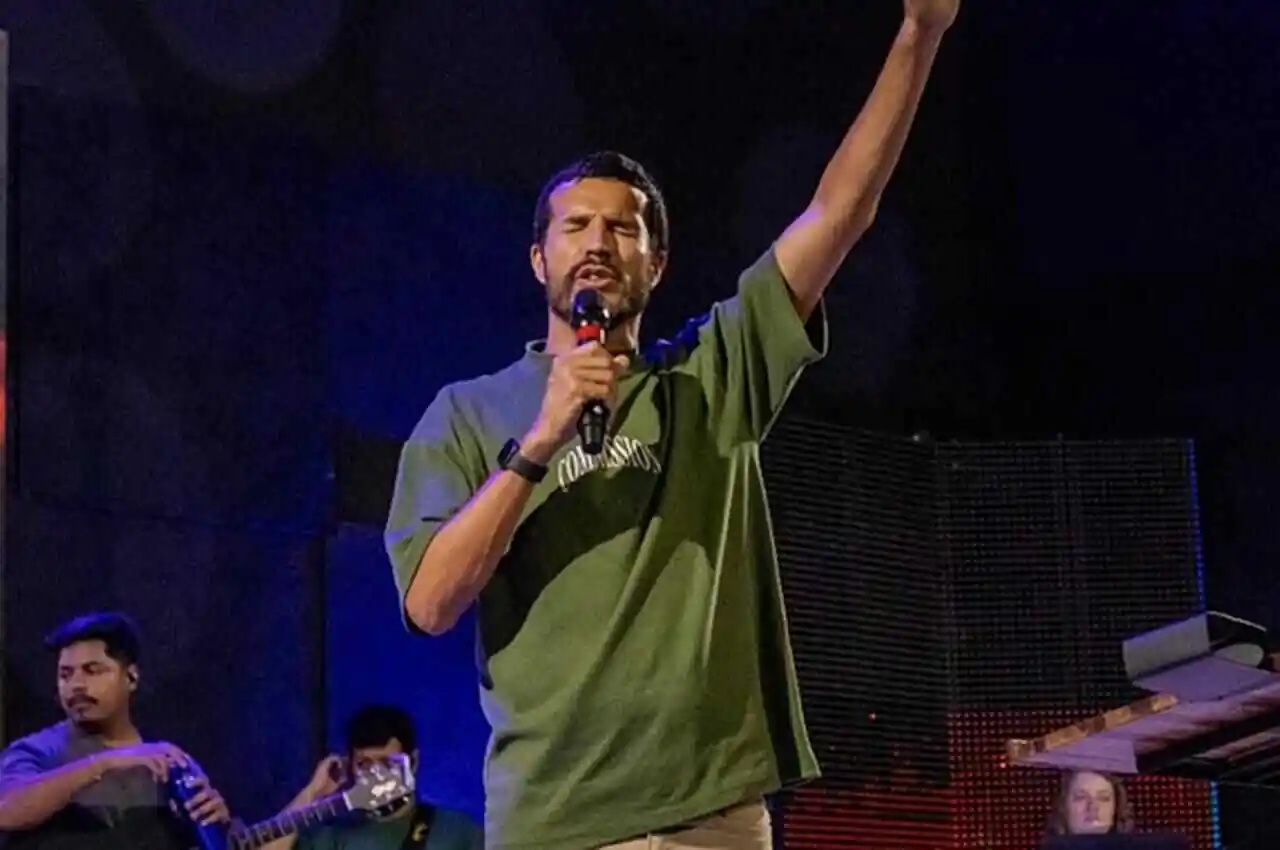 Pastor Robertt Marques morre aos 43 anos após batalha contra o câncer ...